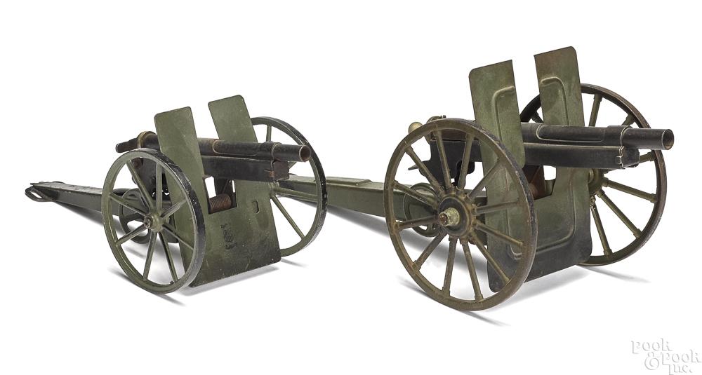 Two Marklin painted tin field guns - MarklinStop Shop