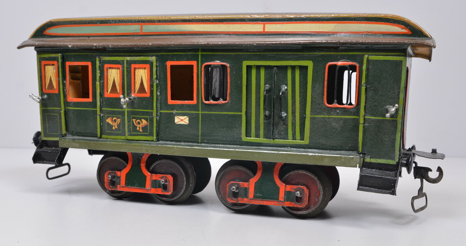 Seltener uralter Märklin 1844 Gepäck-/Postwagen mit Inneneinrichtung ...