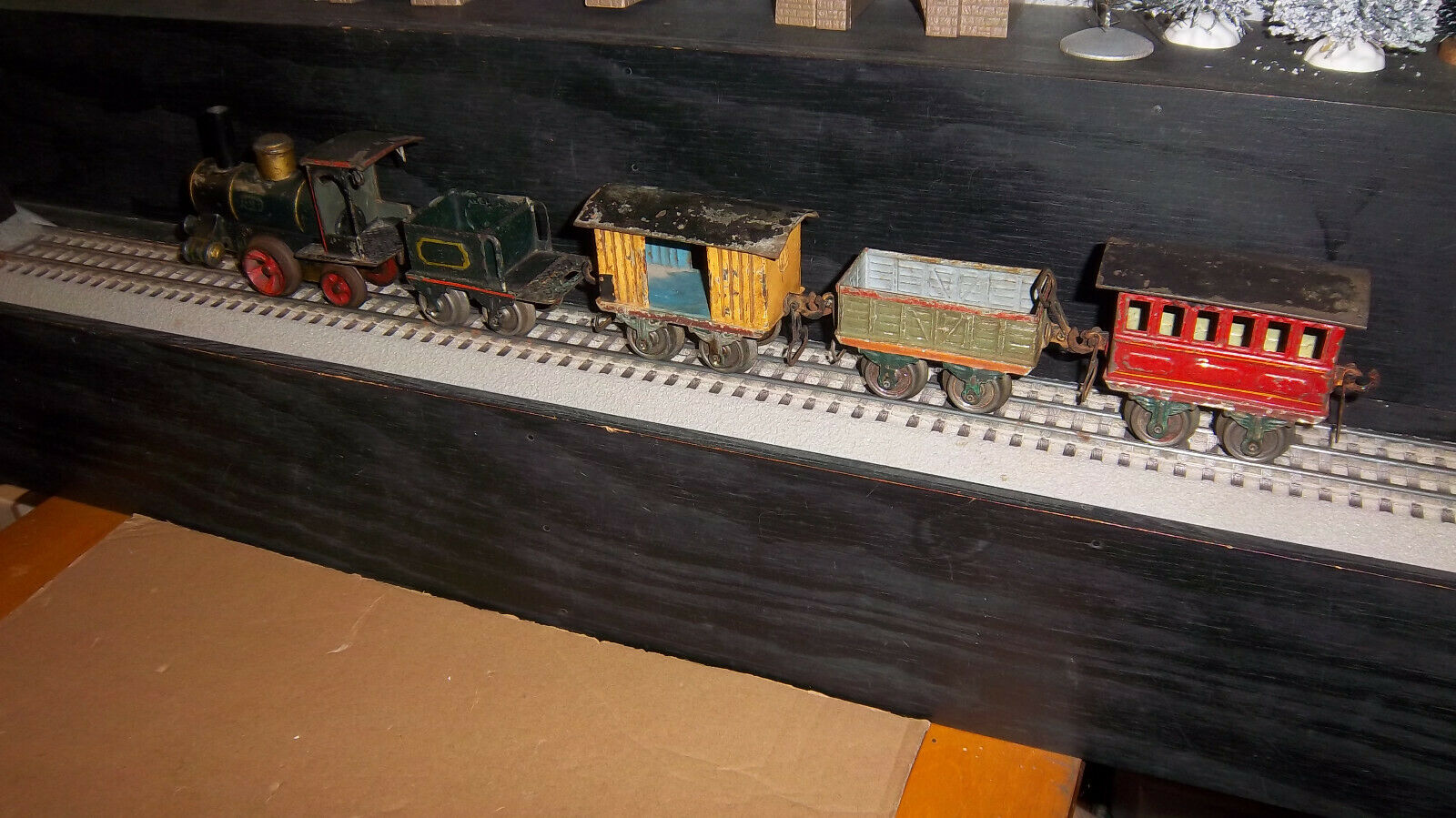 MARKLIN O ??? VINTAGE VERY EARLY CLOCKWORK TRAIN SET ENGINE, TENDER & 3 ...